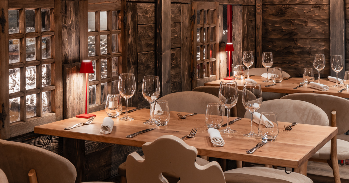 Edelweiss Restaurant - Enjoy the best fondues and raclettes in Geneva